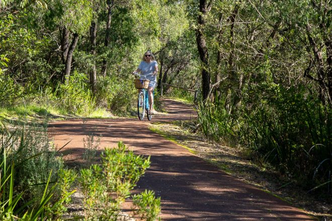 82 Degrees | Holiday House Quindalup Beach | Book Online